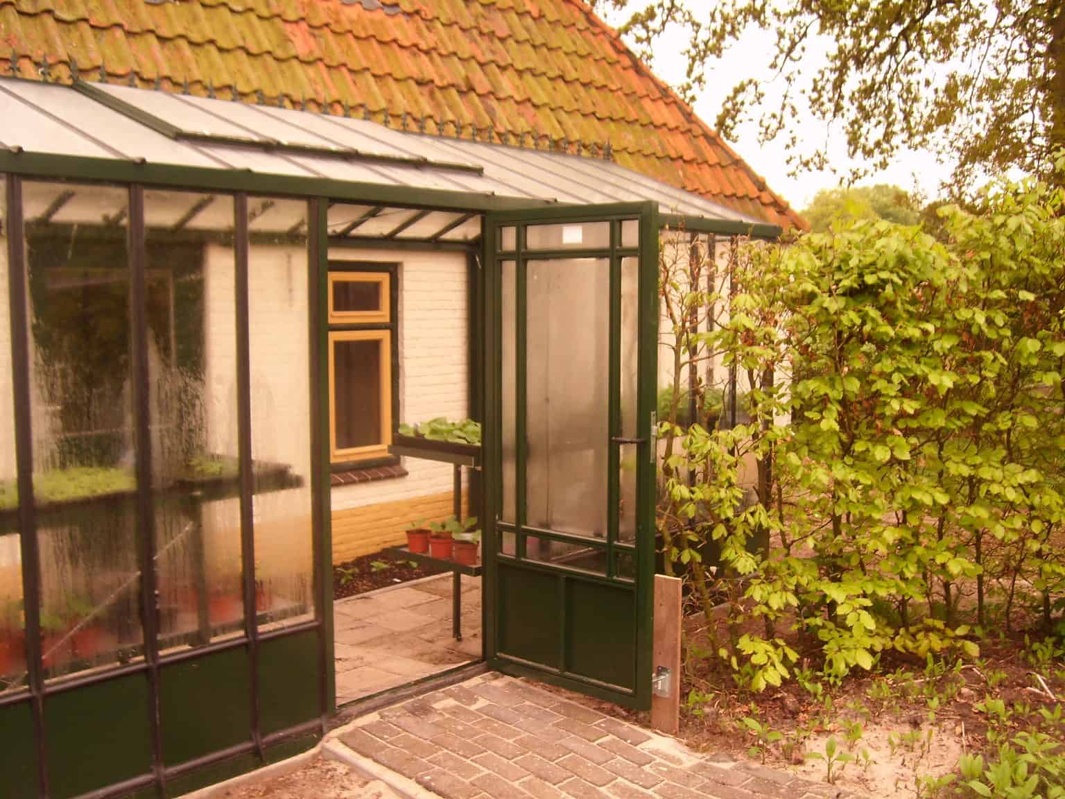 Muurkas zadeldak – Hobbykas.nl